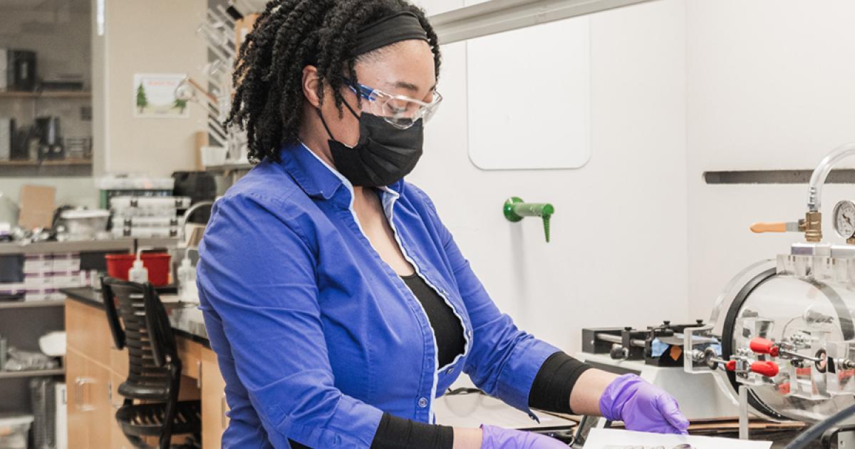 Materials scientist spins sustainable products | College of Engineering ...